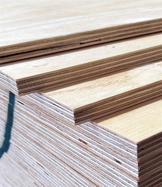 18mm Poplar Plywood 2440x1220mm | Plywood and MDF Sheets